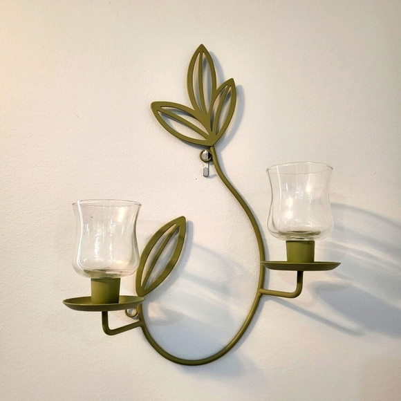 PartyLite | Accents | Partylite Herbal Spring Wall Sconce Peg Light ...